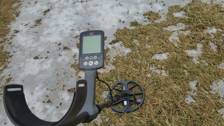 Minelab Equinox 800 Metal Detector - SmartDetectors.co.uk